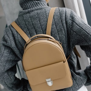 Minimalist Small Backpack for Girls, Leather Knapsack, School Rucksack ...