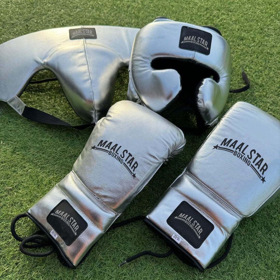 Metallic Silver Boxing Full Kit by Maalstar Champions Choice Made up ...