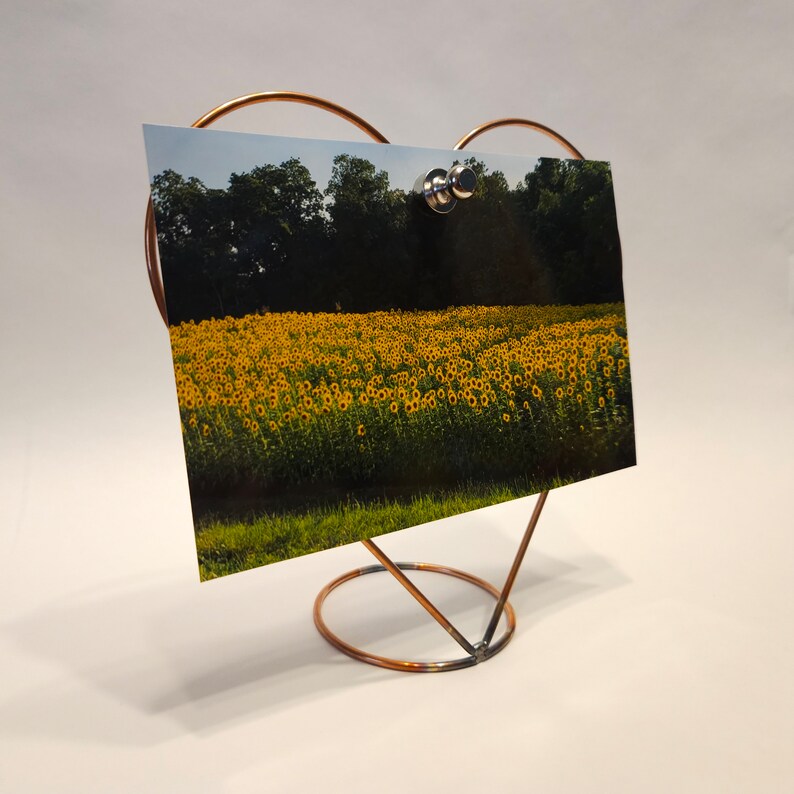 Heart Shaped Picture Display Stand - Handmade Steel 4x6 Picture Display ...