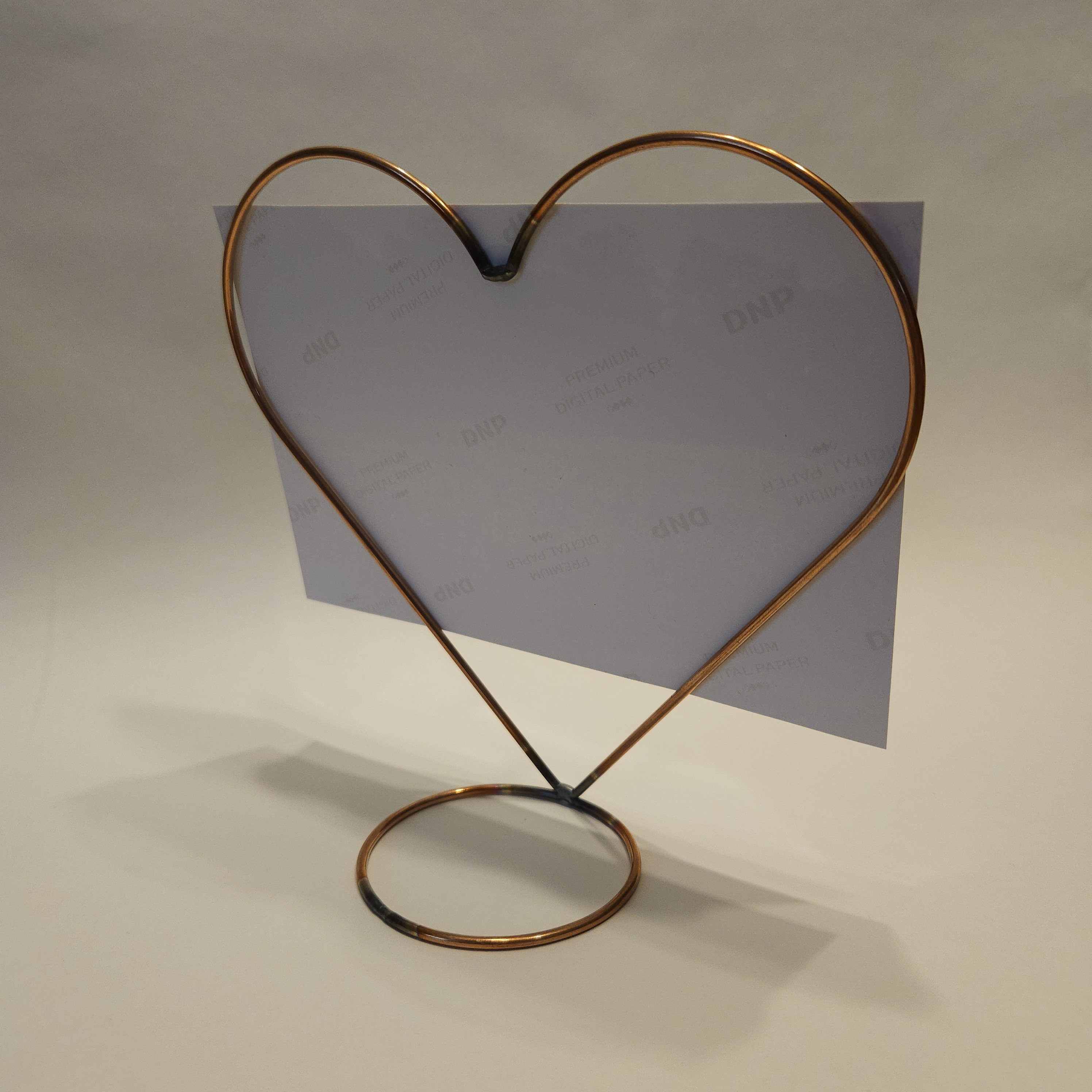 Heart Shaped Picture Display Stand Handmade Steel 4x6 Picture Display ...