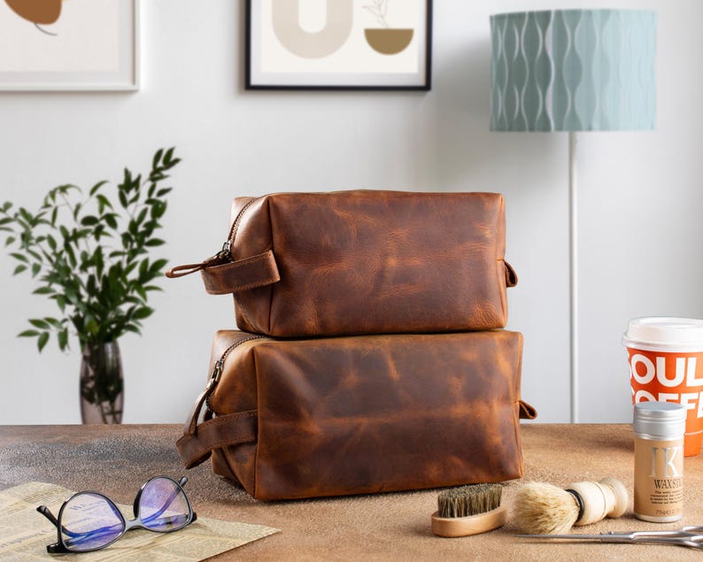 Mens Toiletry Custom Leather Groomsmen Bag | Personalized Dopp Kit and ...