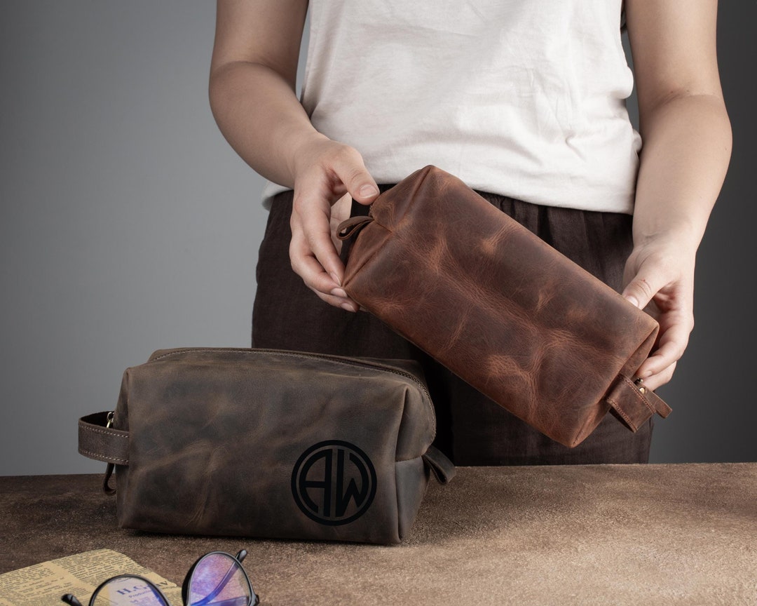 Mens Toiletry Custom Leather Groomsmen Bag | Personalized Dopp Kit and ...