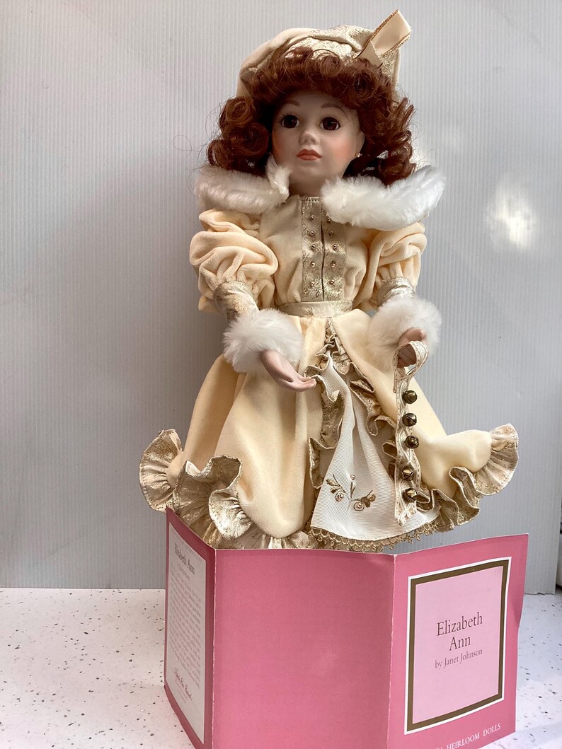 DOLL ELIZABETH ANN Collectors Premier Heirloom Doll, Hand Painted ...