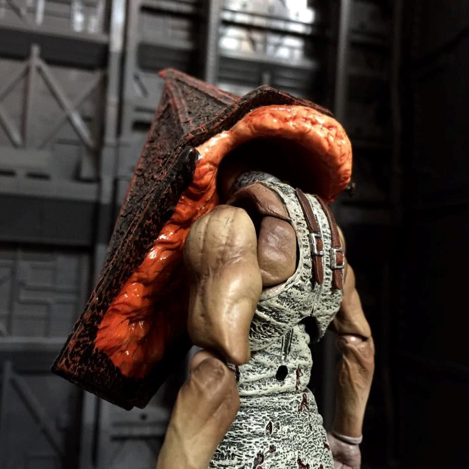 Handmade 5.9 in Pyramid Head Movable Joints Figure Model, Home Decor ...