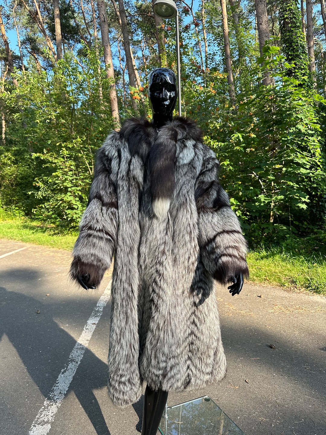 Full Silver Fox Fur Coat, XL Size , Luxurious Real Fur Coat , Cozy ...