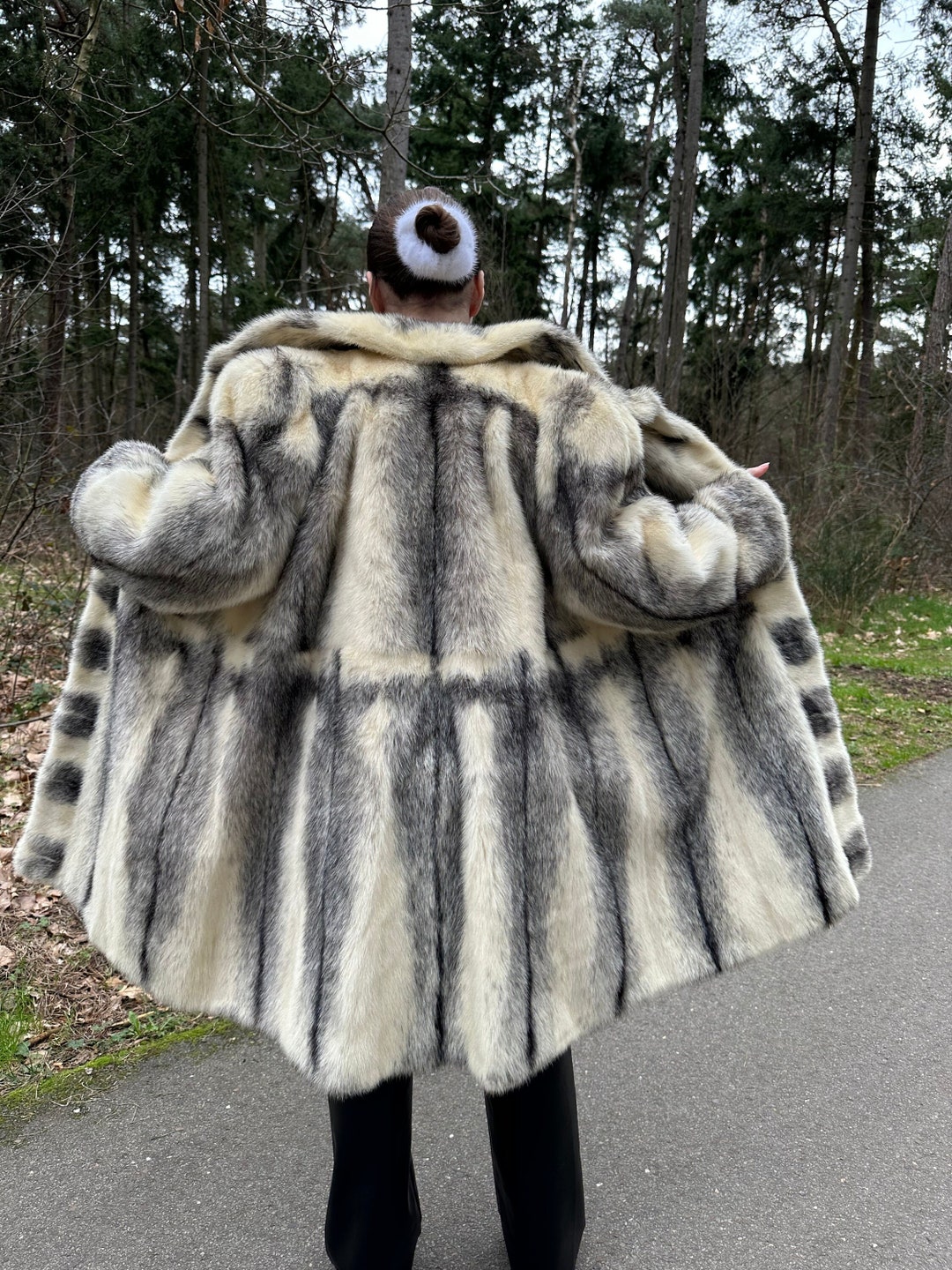 Cross Mink Fur Coat, Large Size Women Fur Coats , Real Fur Coat ...