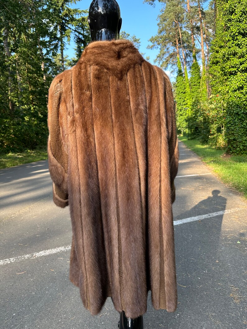 Luxurious Swinger Mink Coat With Leather, XL/XXL Size Mink Coat, Light ...