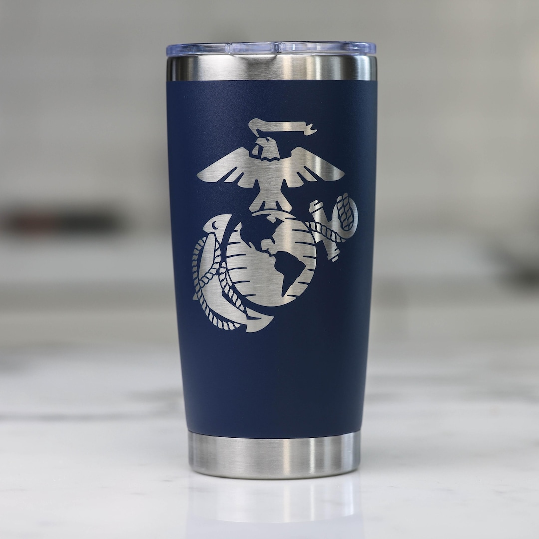 USMC Marine Core-Logo und Flagge 20 Unzen Becher USMC, personalisierter ...