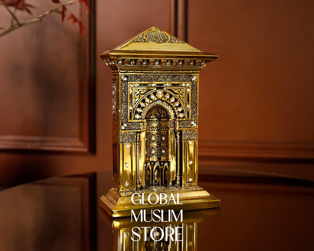 Islamic Art Decor Gift | Gold Triangular Mihrab Decorative Figurine ...