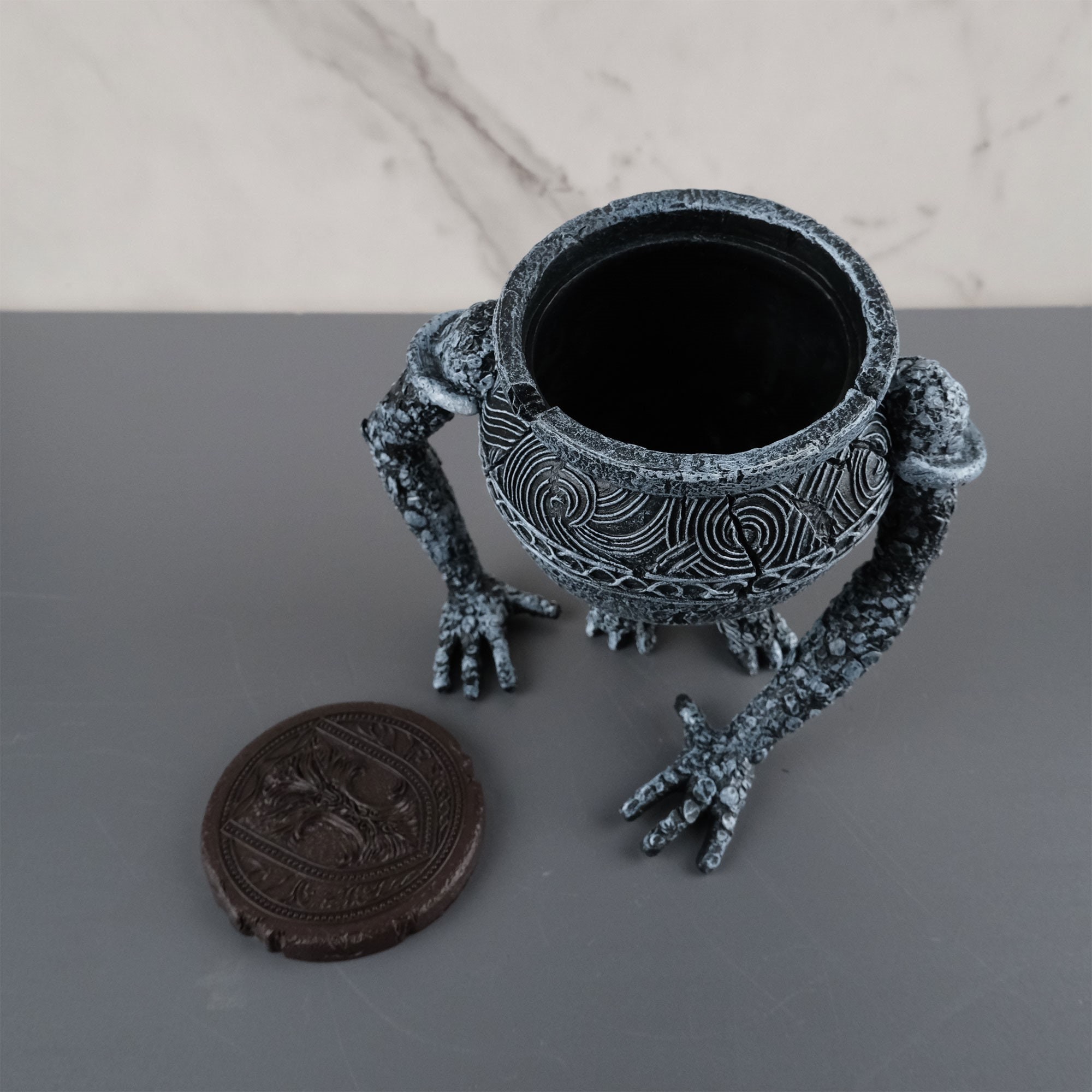 Magic Warrior Pot Ashtray, Resin Gray Magic Pot Anime Game Ashtray ...