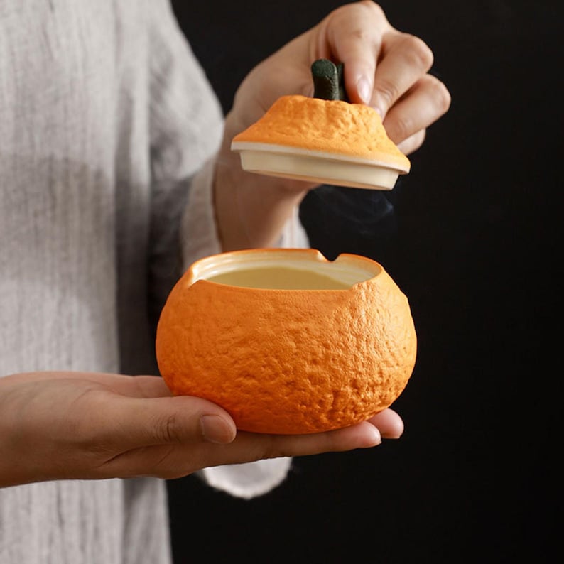 Ceramic Orange Ashtray Desktop Decoration, Ashtray With Lid, Household ...