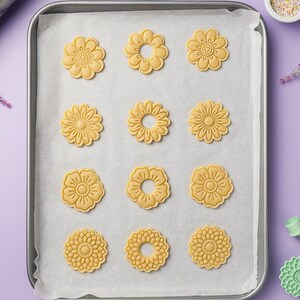 Spring Flowers Cookie Cutter & Stamps Set Perfect for Linzer Cookies ...