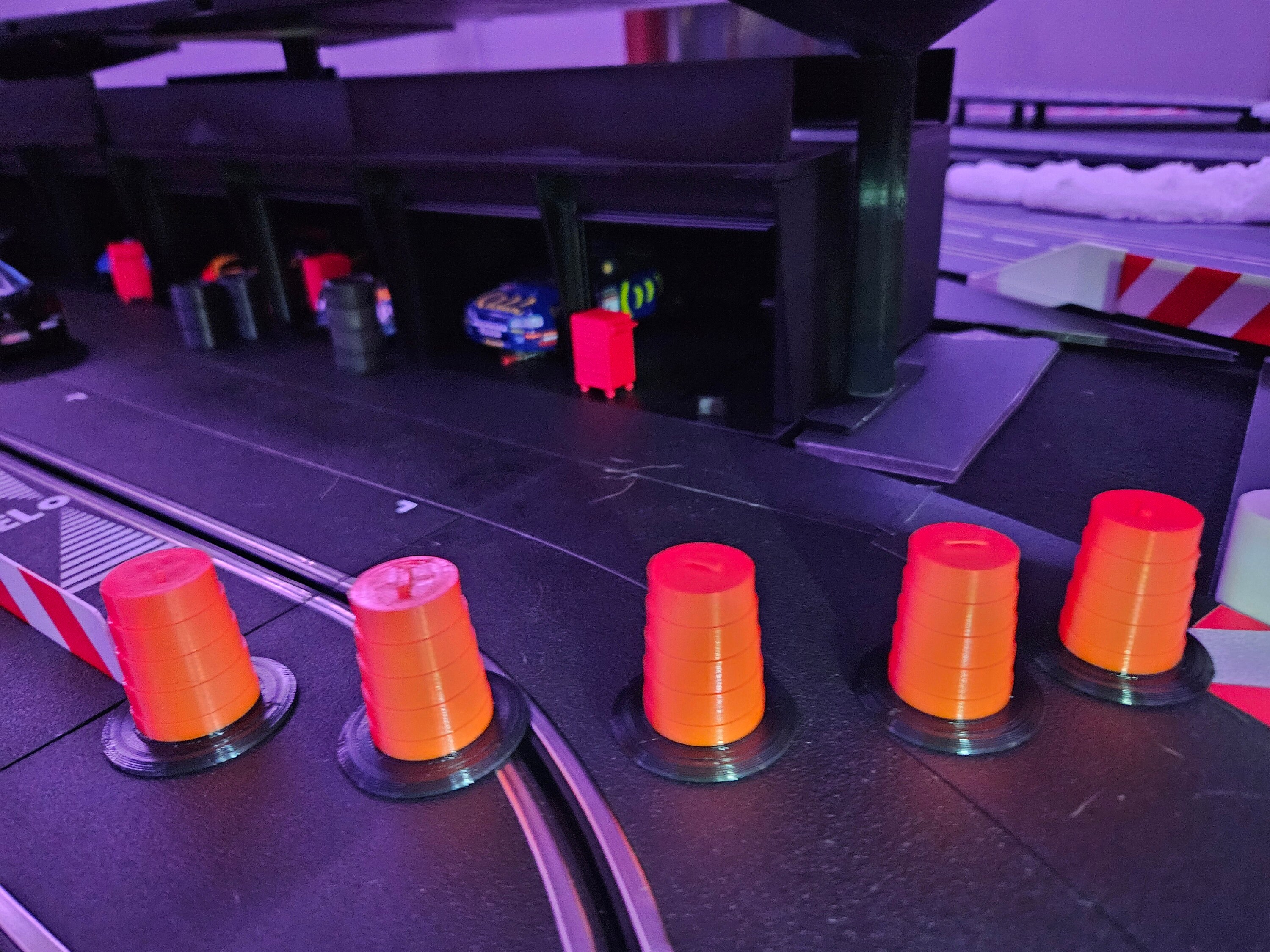 1:32 Scale Orange Construction Barrels for Slot Car Tracks and Dioramas ...