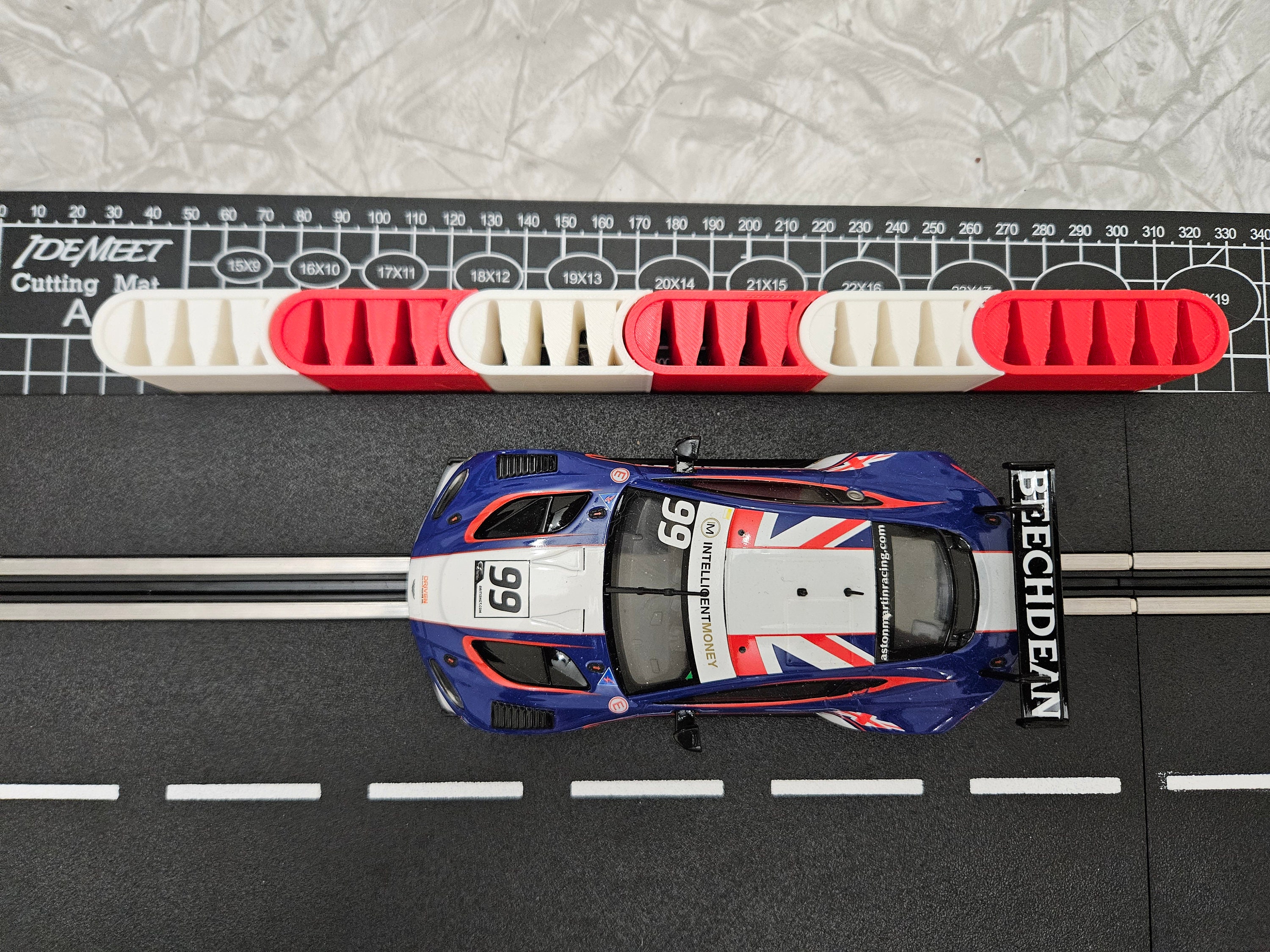 5 SAFER Barrier Wall Sections for 1:32 Scale Slot Car Tracks and ...