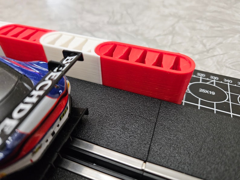 5 SAFER Barrier Wall Sections for 1:32 Scale Slot Car Tracks and ...