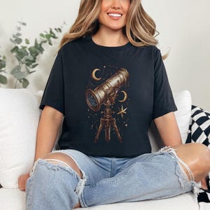 Vintage Telescope Celestial Design Artistic Astronomy Graphic T-shirt ...