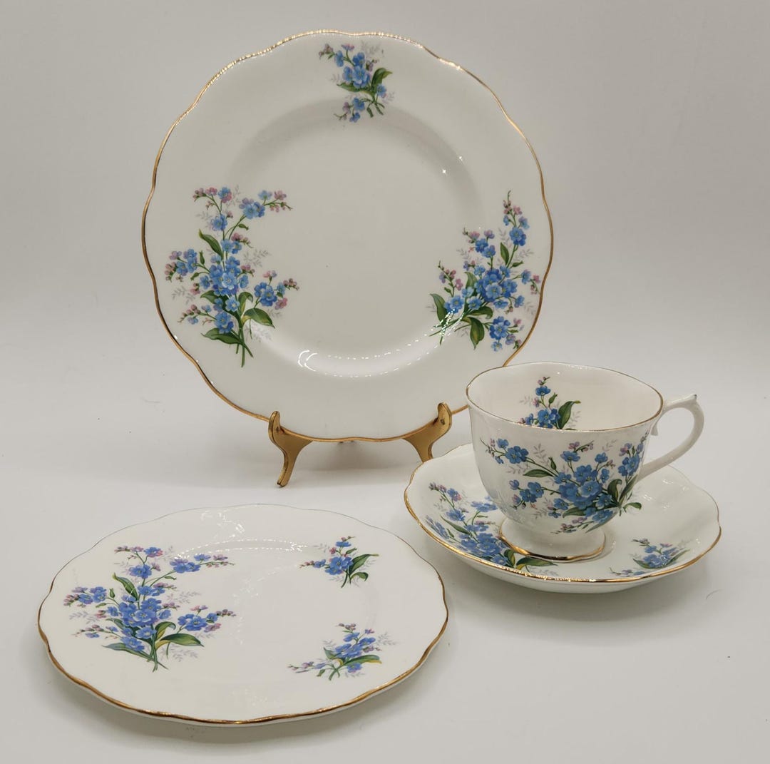 Royal Albert Forget-me-not 4 Piece Set - Etsy