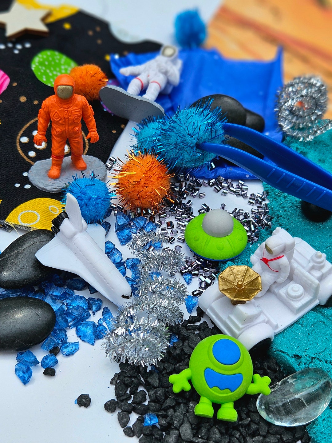 SPACE Mega Sensory Box - Screen Free Sensory & Educational Fun for ...