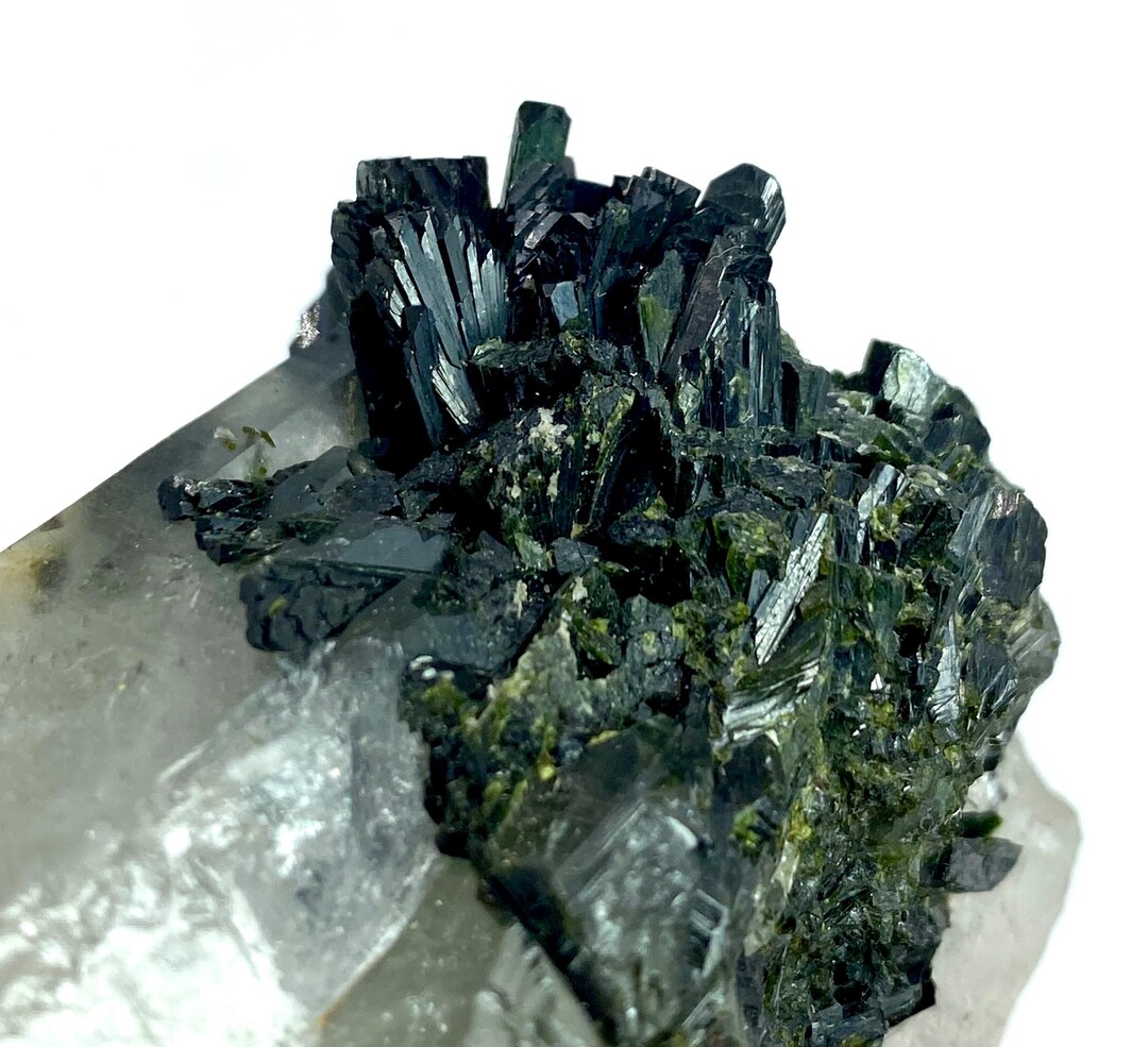 467 Carat Unique Piece! EPIDOTE Crystal (bunch) on QUARTZ Specimen From ...