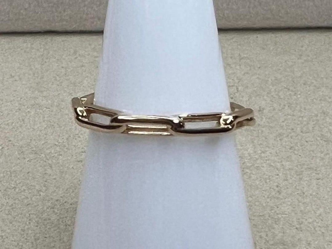 14k Gold Jumbo Paperclip Ring - Etsy