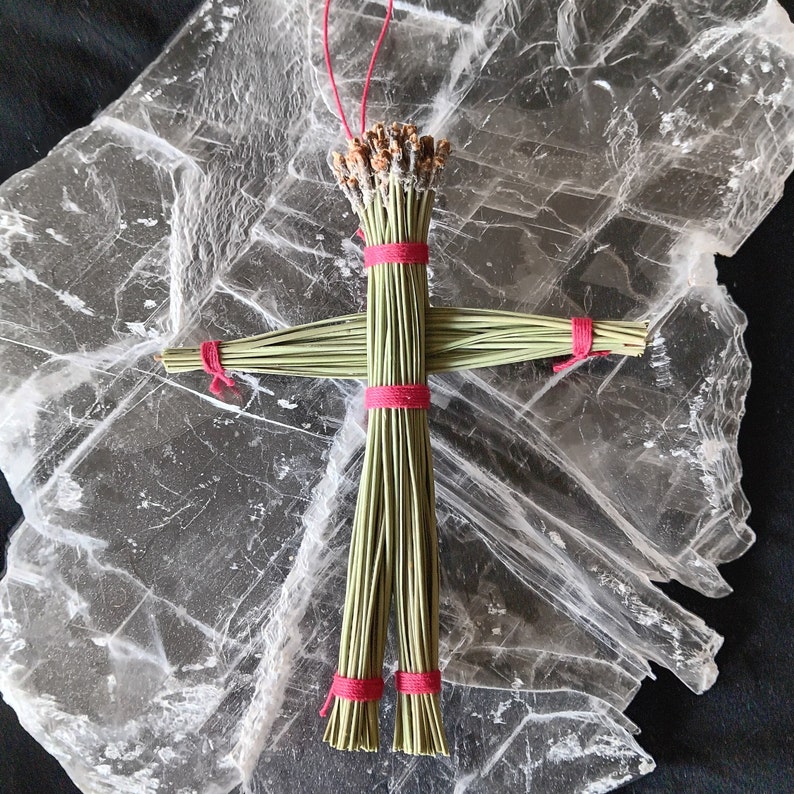 Pine Doll Poppet Boy, Pine Needle Doll, Pine Needle Decoration ...