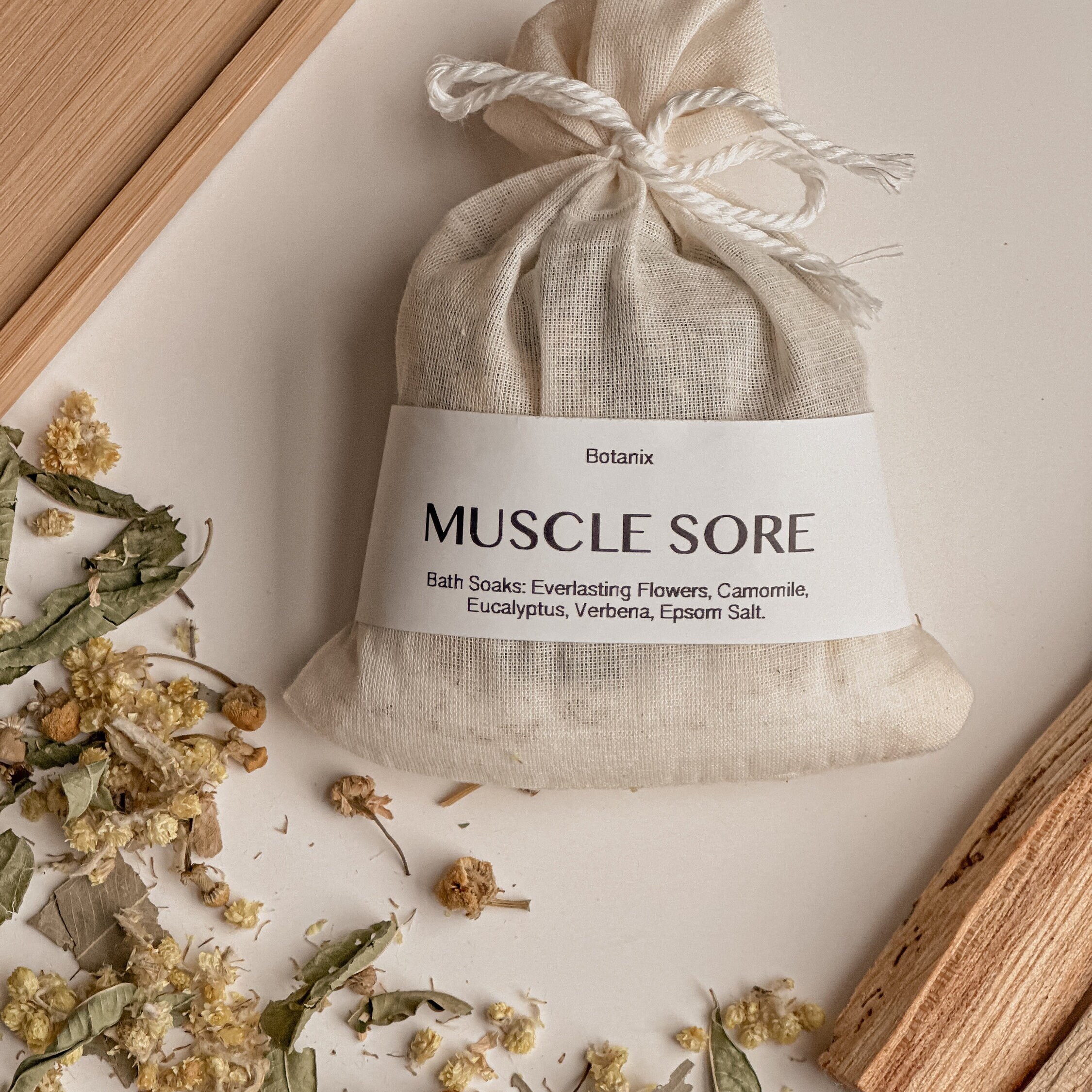 ESSENTIALS Bath Pouches - Set of 4 Luxurious Bath Soaks, Night, Beauty ...