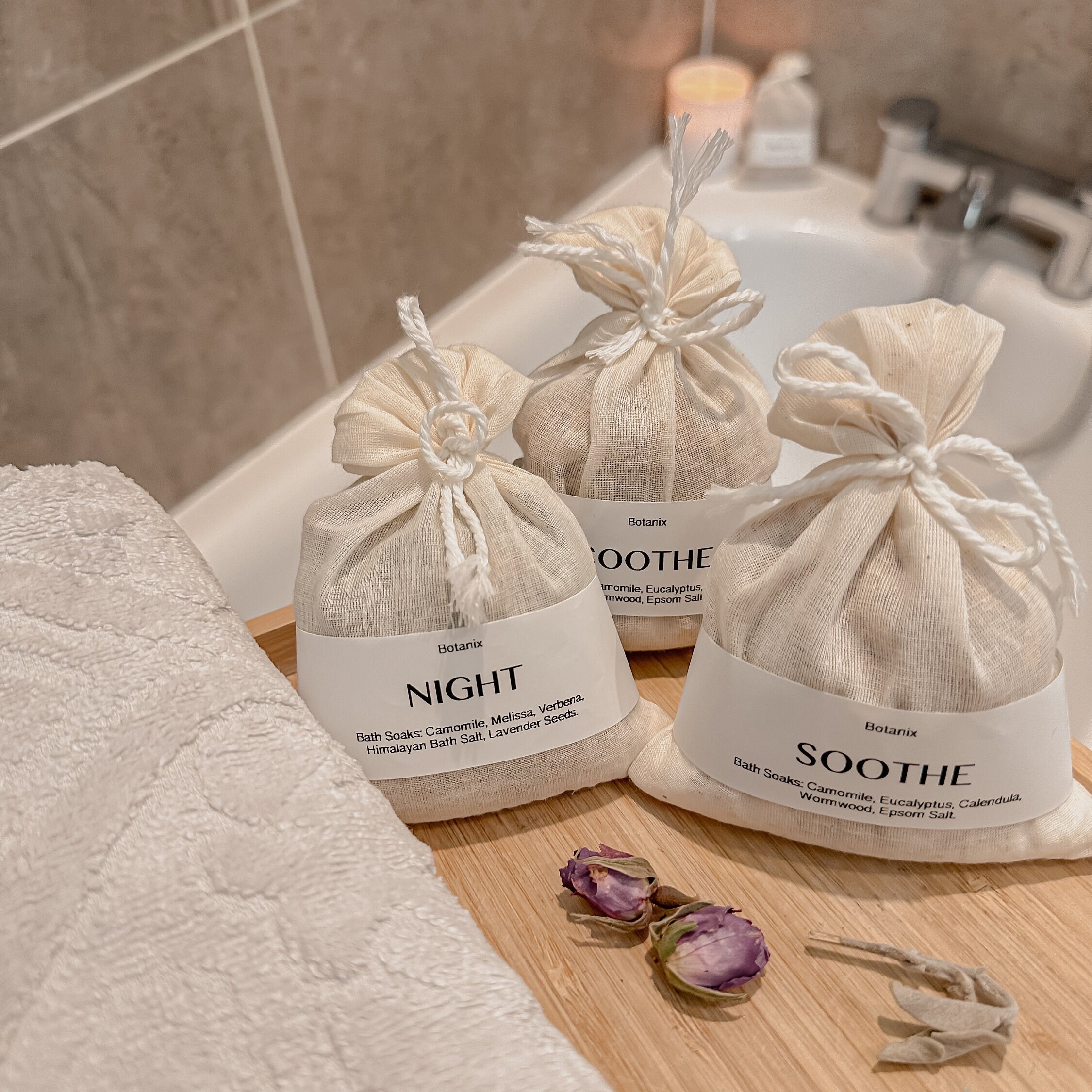 ESSENTIALS Bath Pouches - Set of 4 Luxurious Bath Soaks, Night, Beauty ...