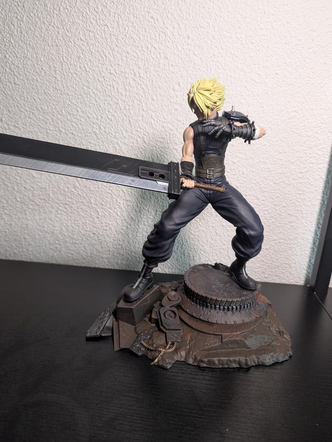 Cloud Strife Statue FFVII Remake 30cm | Buster Sword Figure | Final ...
