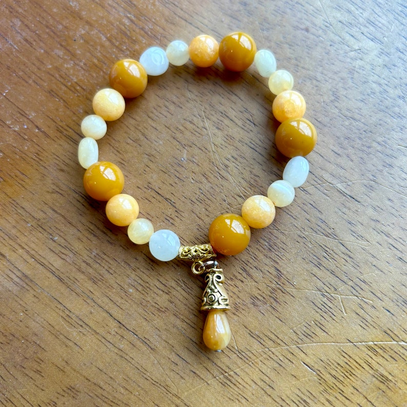 Shades of Yellow Mango Agate, Opal, Jade and Topaz 8-6mm Beads Bracelet ...