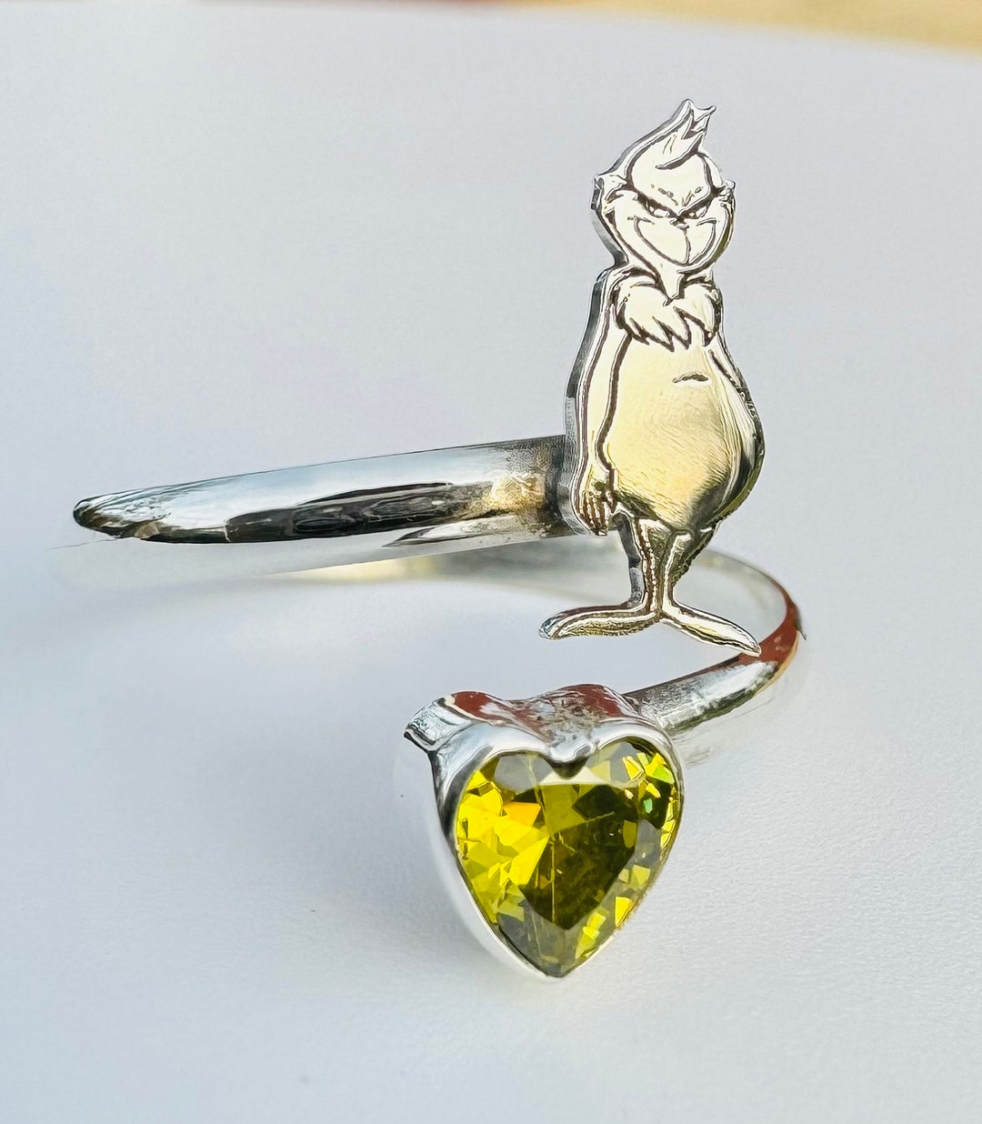 925 Sterling Silver Green Cubic Zirconia Grinch Ring - Etsy