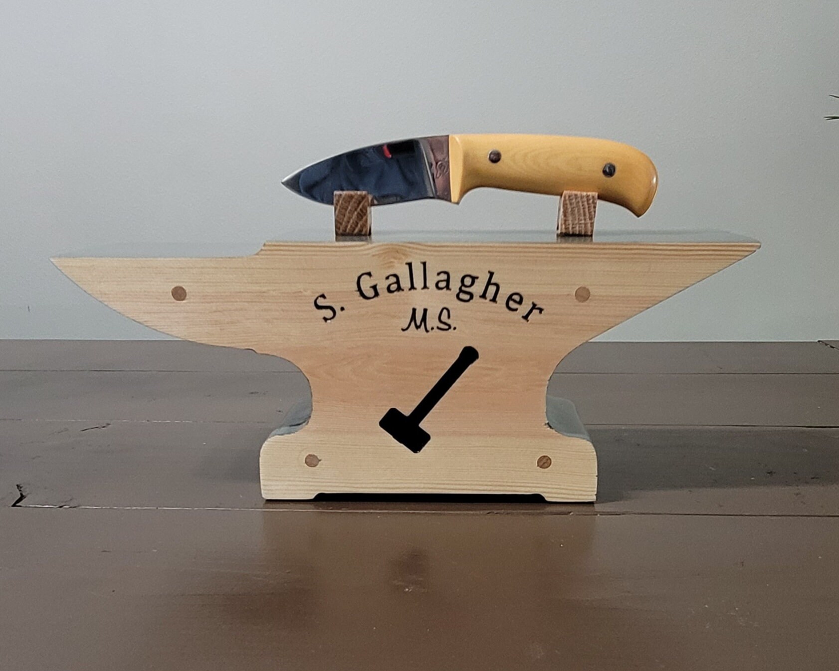 Personalized Anvil Knife Display - Etsy