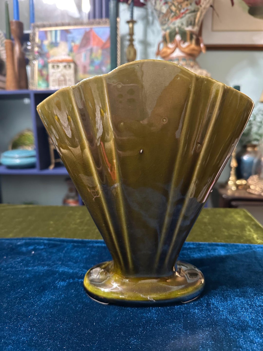 Vintage Ceramic Green Fan Vase - Etsy