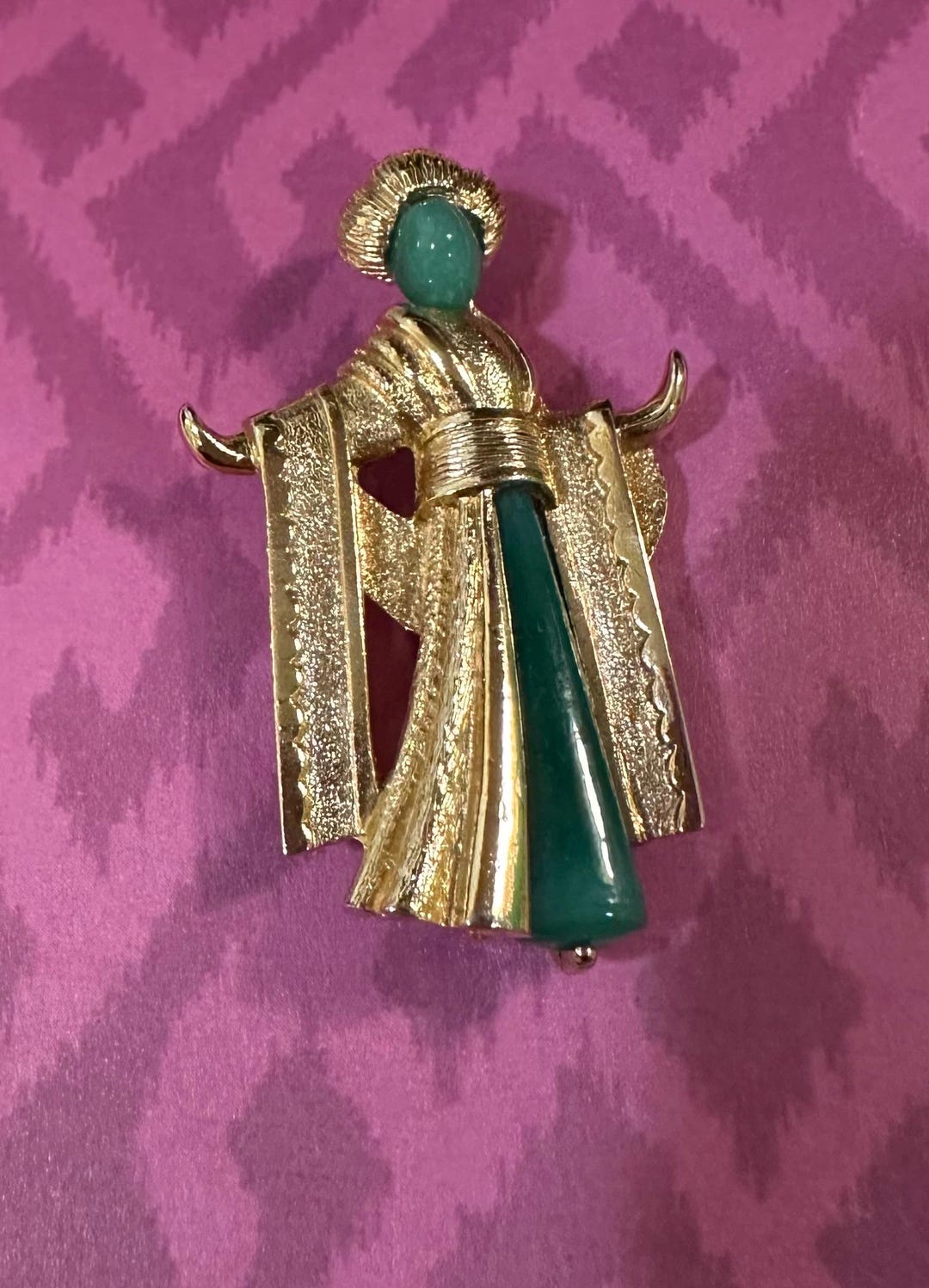Vintage Hattie Carnegie Geisha Brooch - Etsy