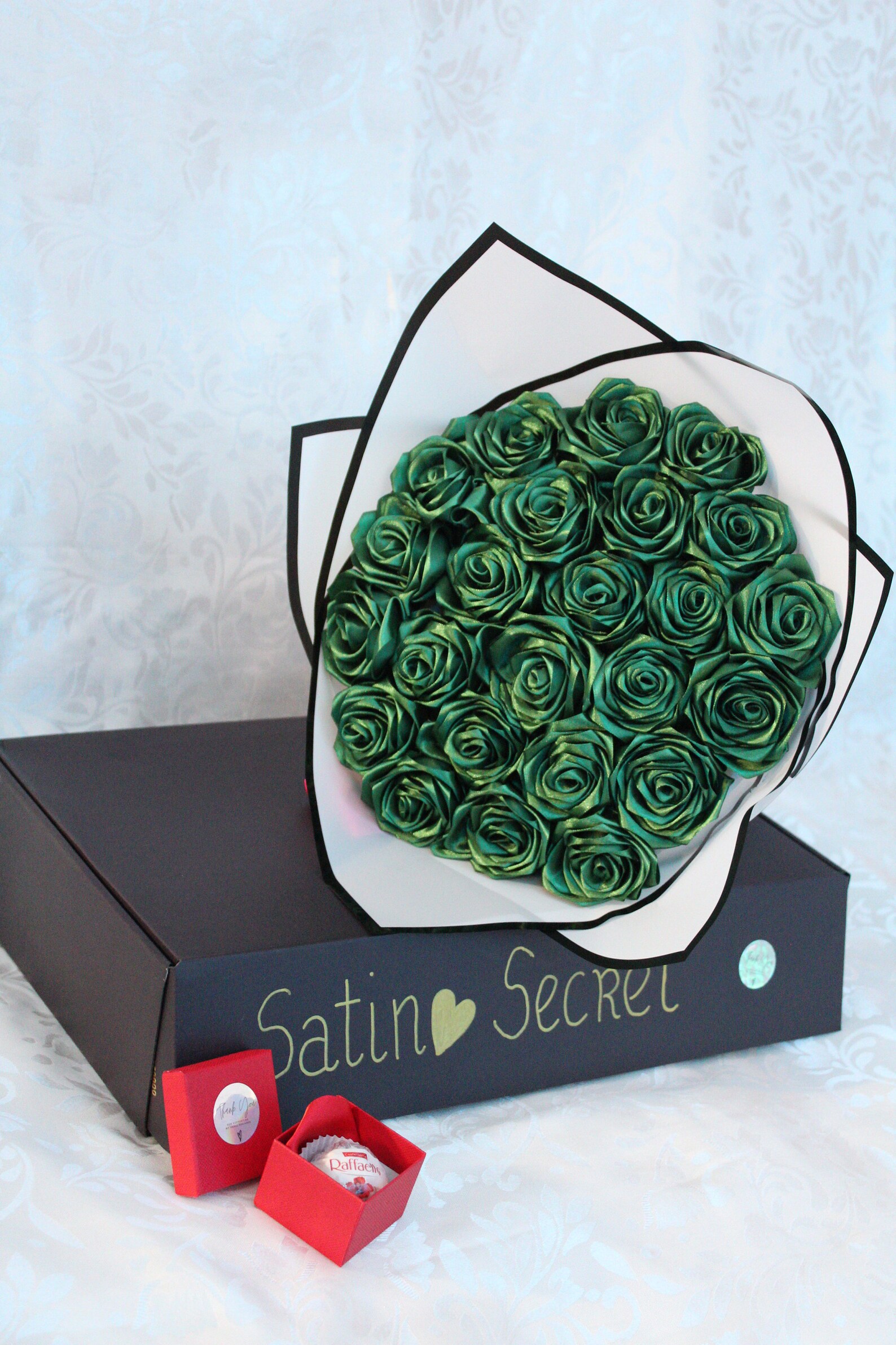 Handmade 24 Roses Bouquet - Etsy