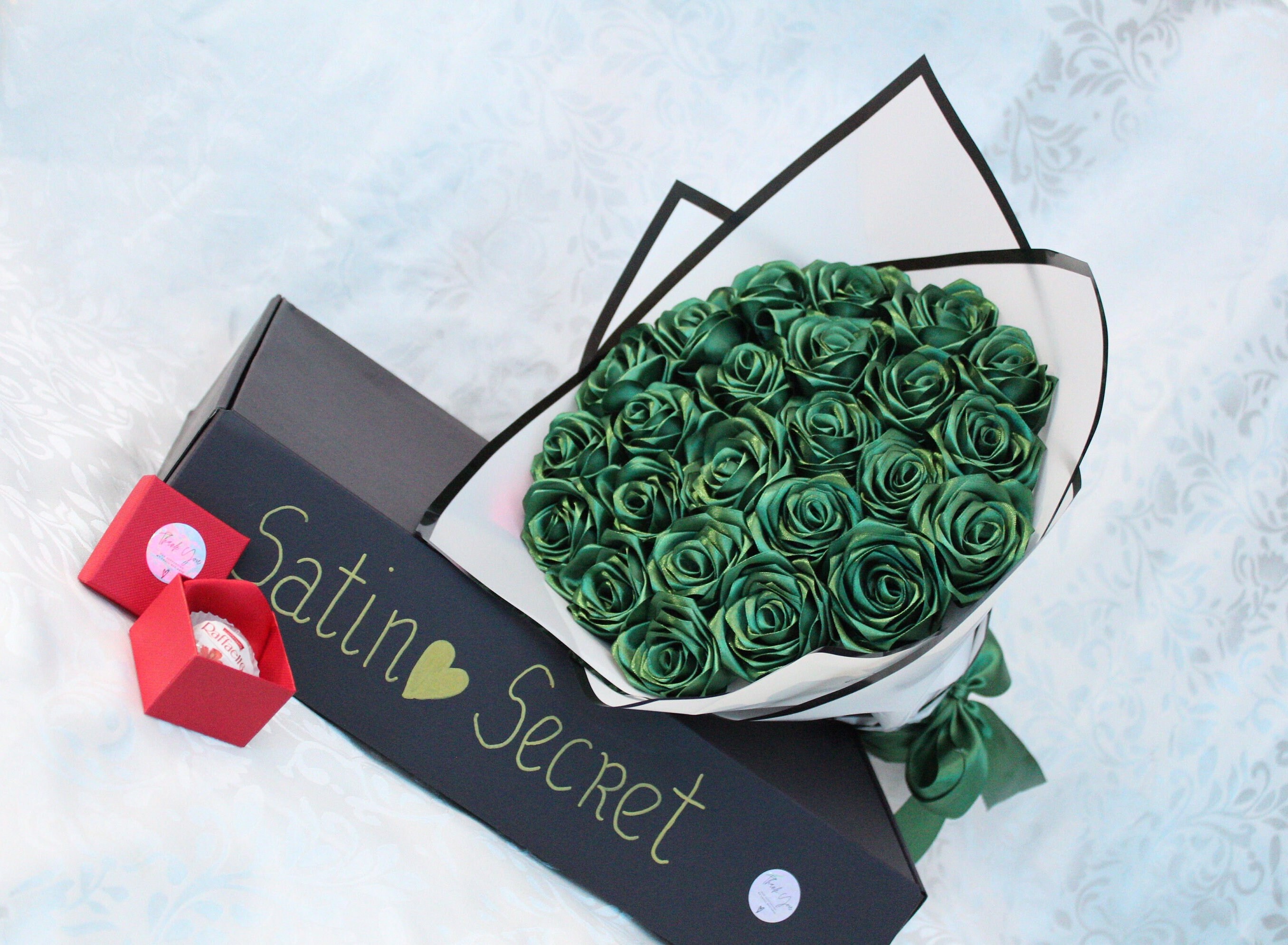 Handmade 24 Roses Bouquet - Etsy