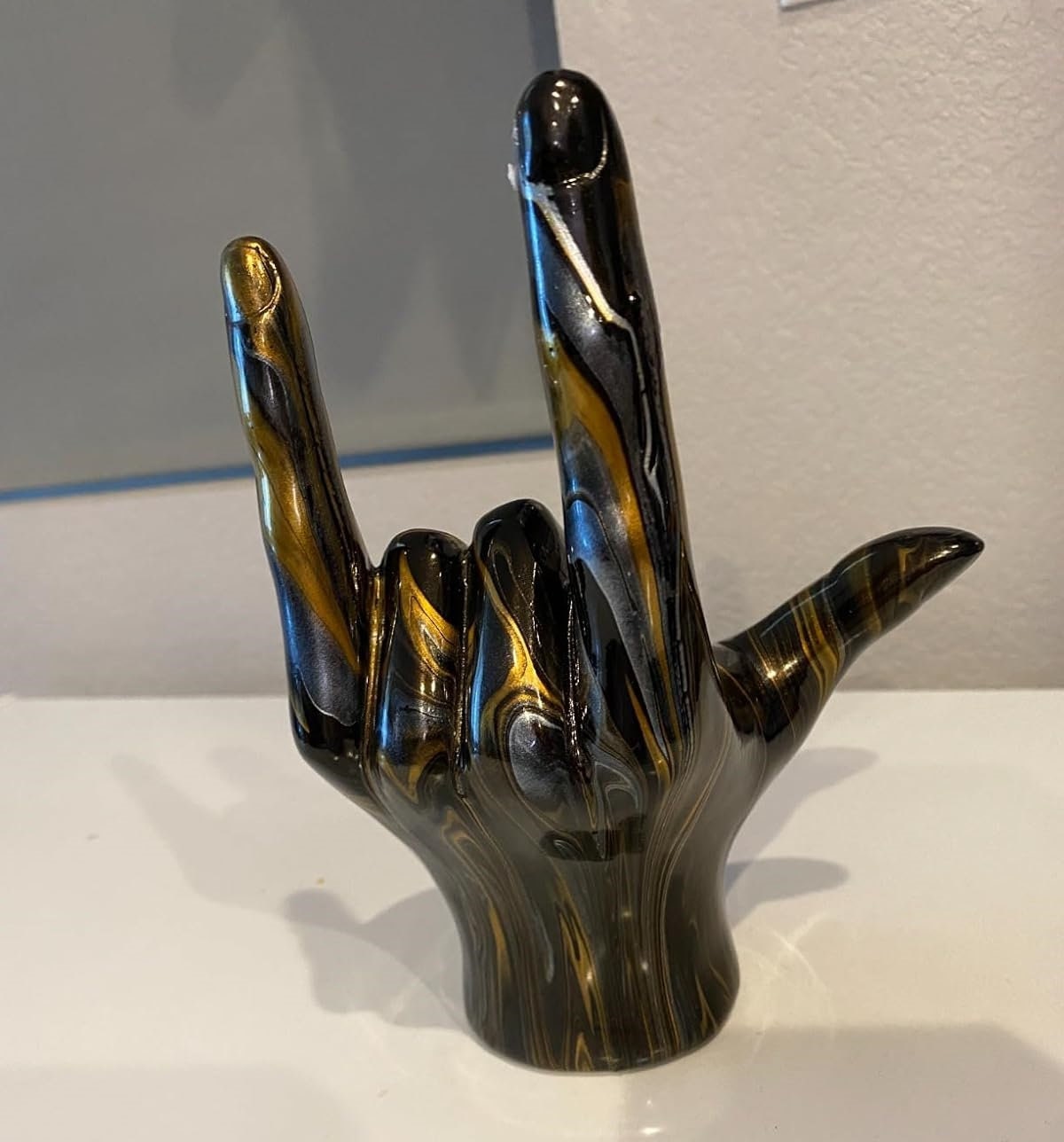 I Love You Sign Hand Sign Desk Statue Couple Bedroom Decoration Hand ...