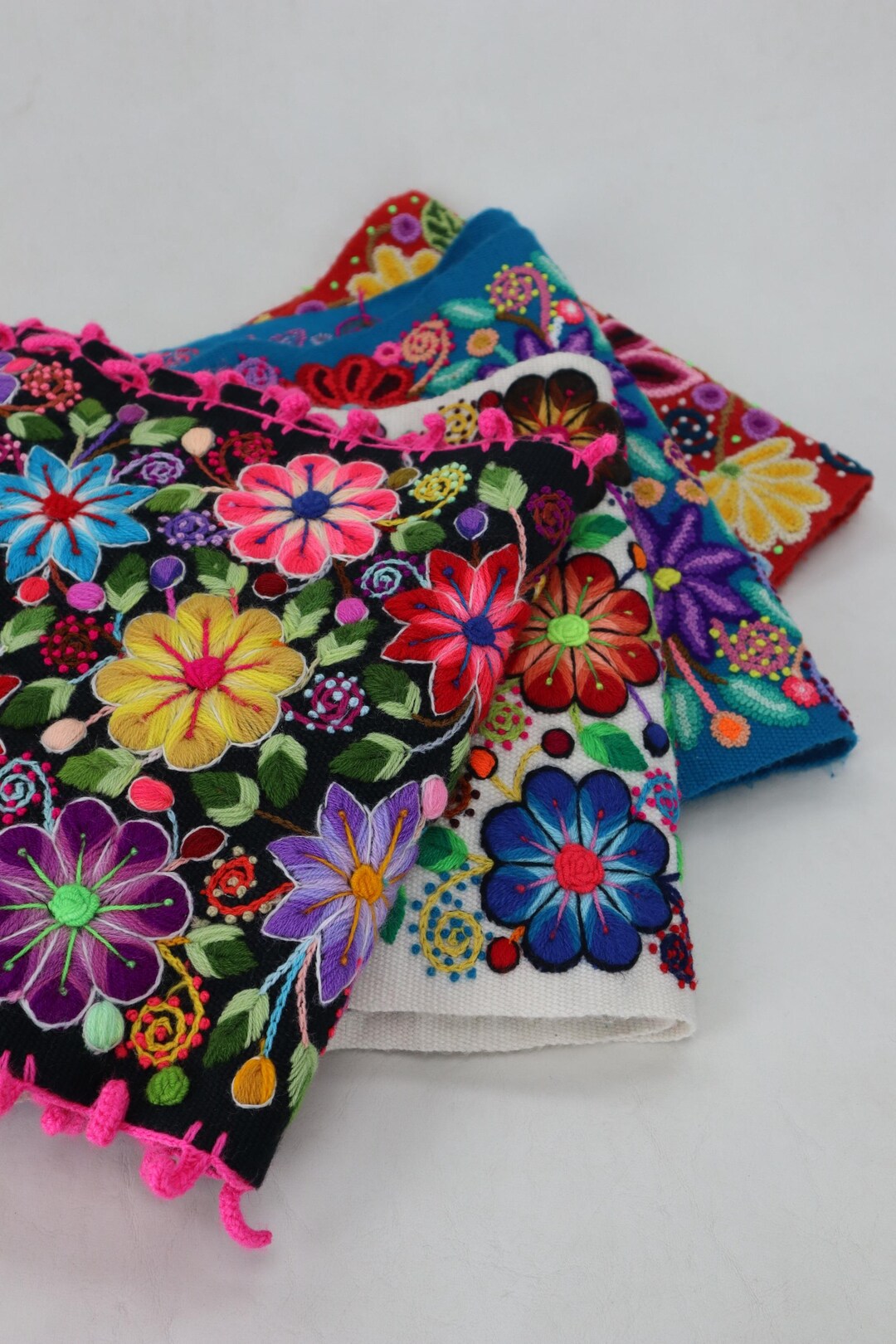 Embroidered Table Runner, Peru Handmade, Wool Colorful Authentic - Etsy