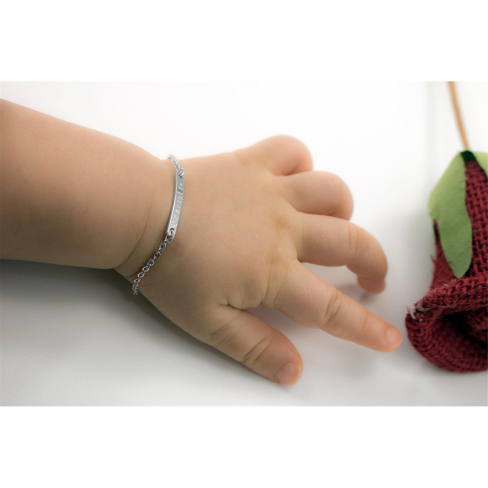 Personalized Baby Bracelet: Custom Name, Minimalist Jewelry - Etsy