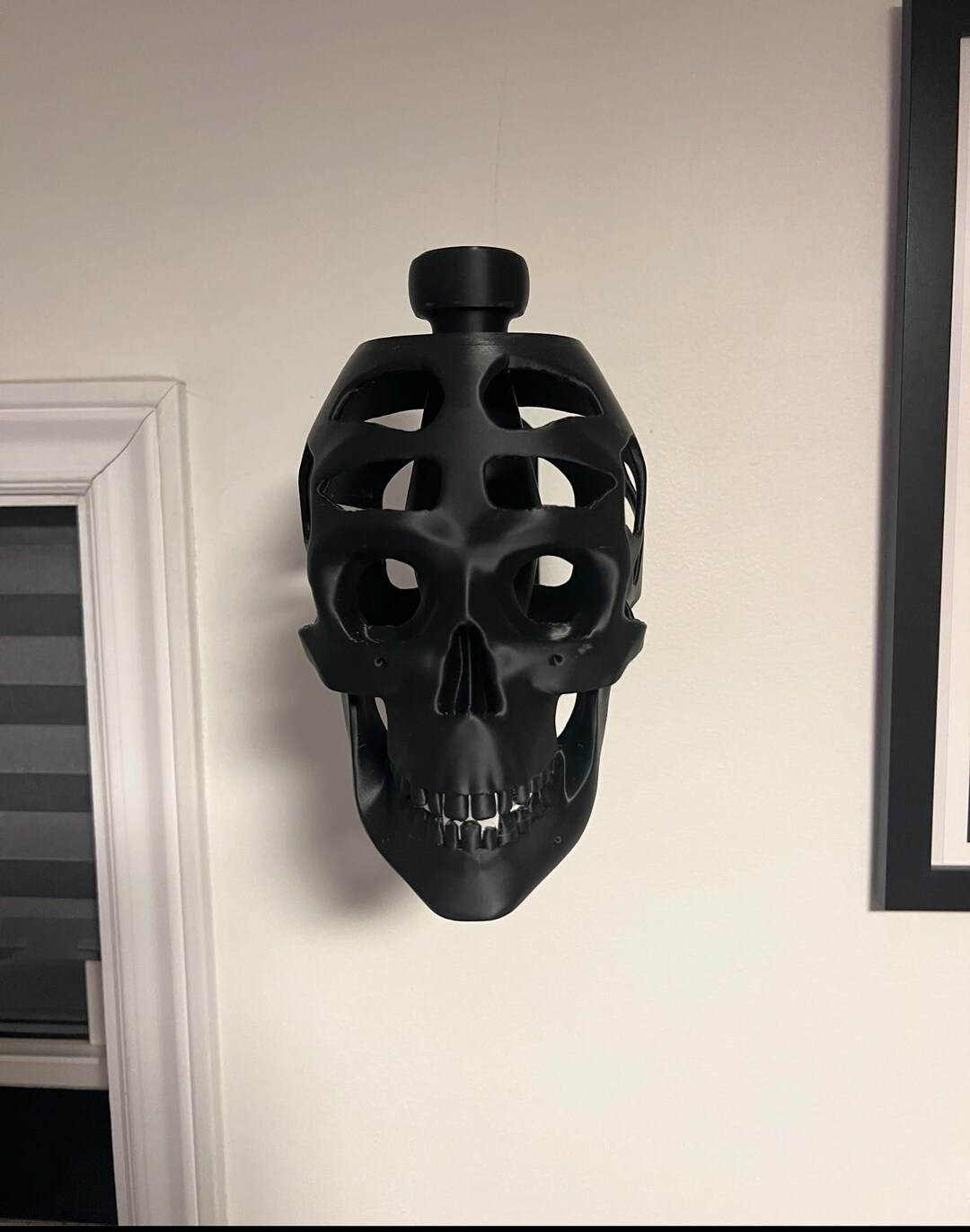 Wall-mounted Skull Helmet Display Stand – Unique 3d-printed Holder for ...