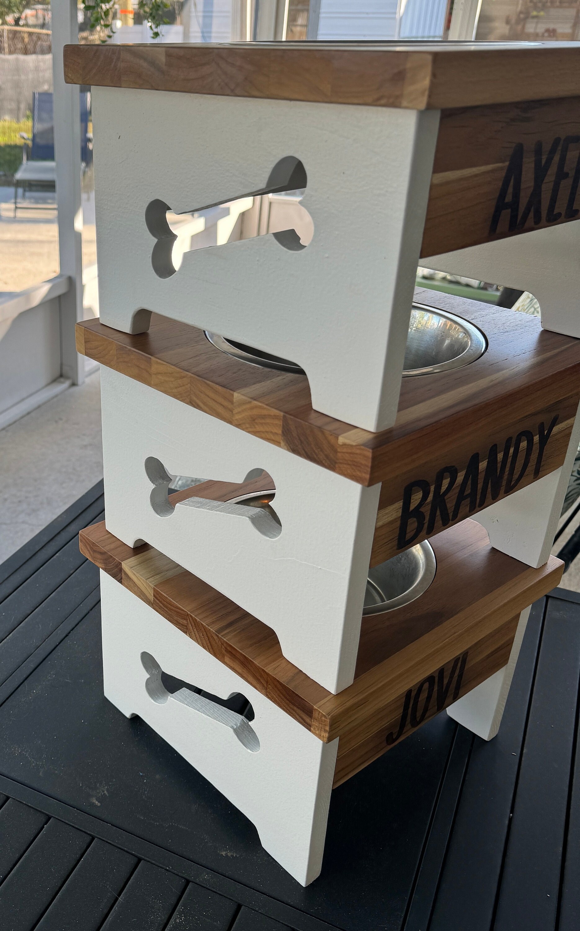 Custom Elevated Dog Stand - Etsy