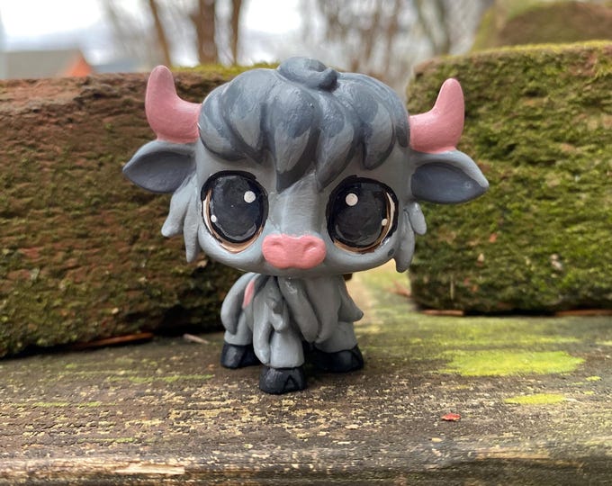 LPS Fluffy Beefalo Bull OOAK Custom - Etsy
