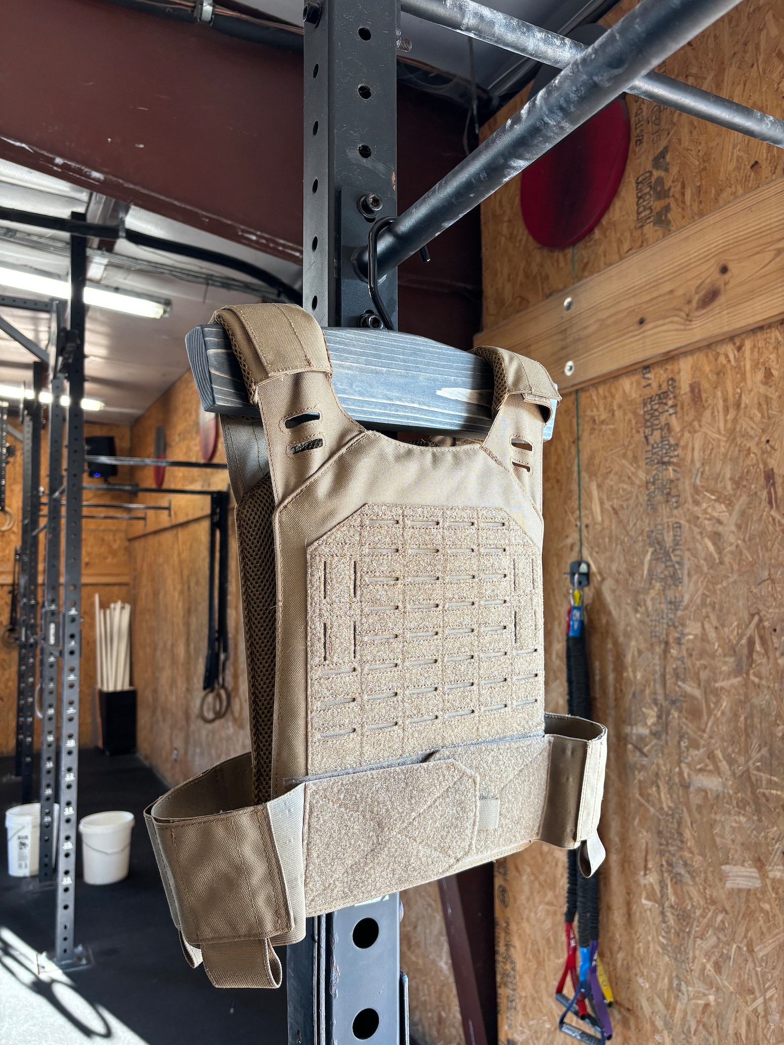 Weighted Vest / Tactical Vest Hanger - Etsy