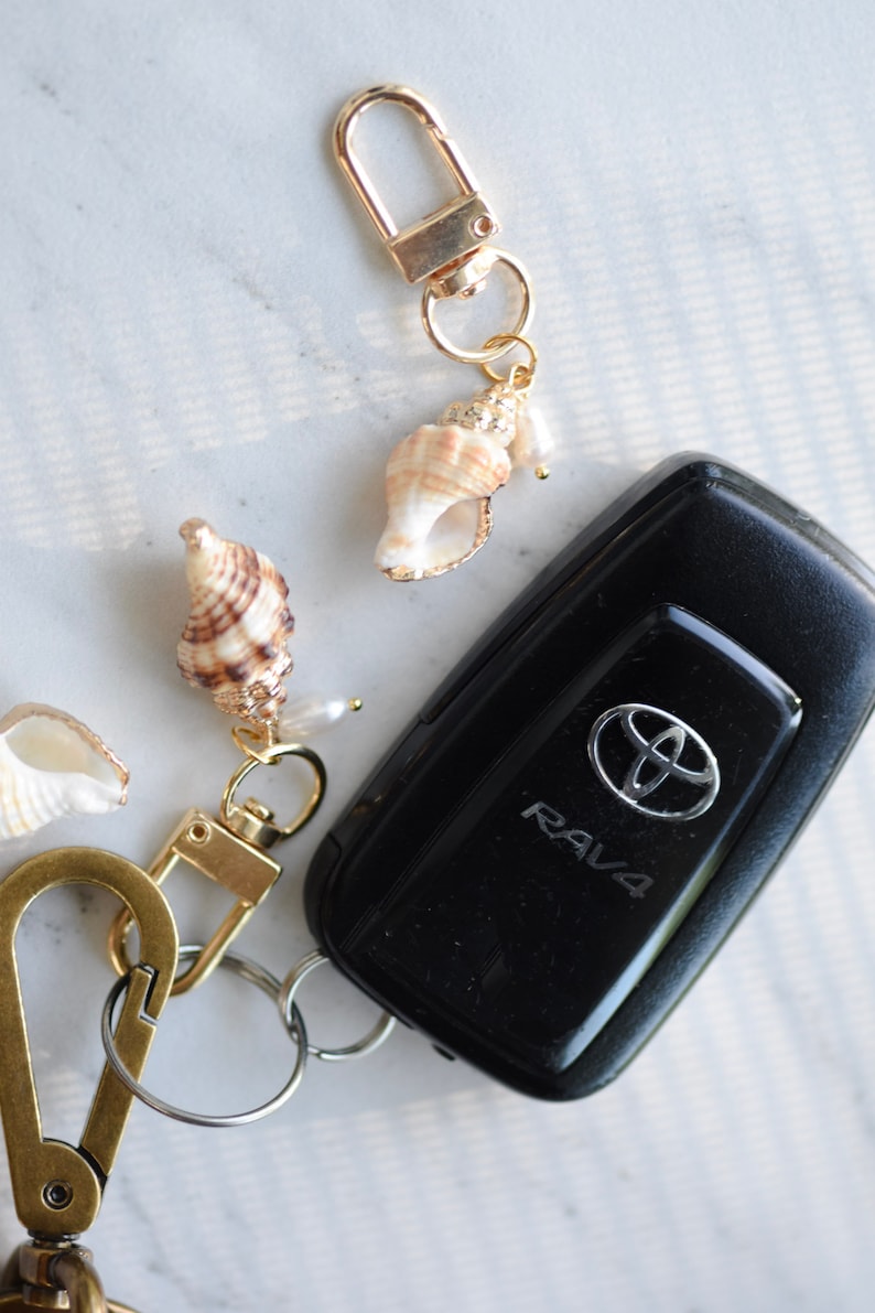 Seashell Keychain | Dainty Seashell Keychain | Small Keychain | Coastal ...