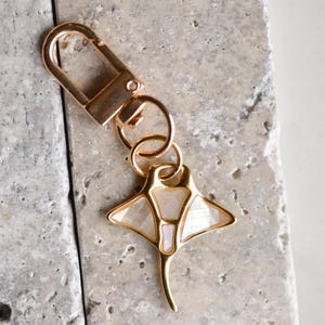 Manta Ray Keychain | Dainty Costal Manta Ray Keychain | Small Keychain ...