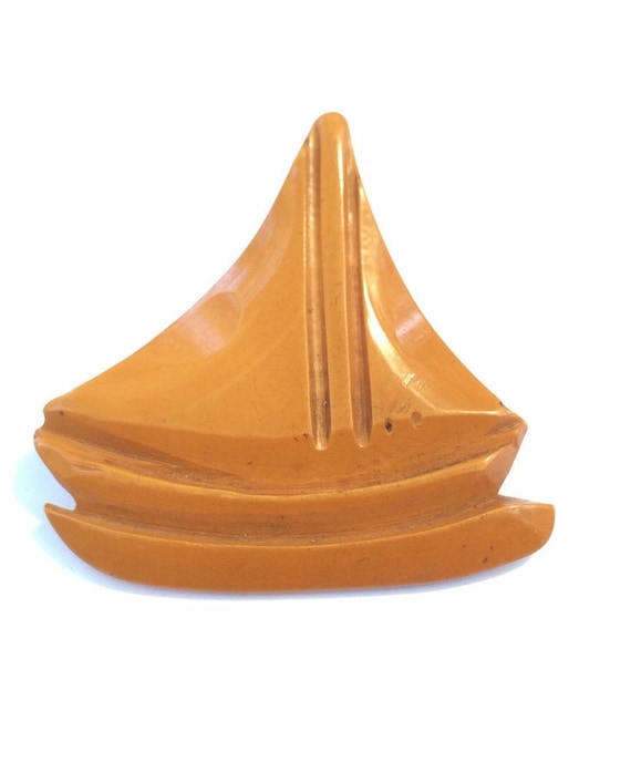 Large Vintage Bakelite Sail Boat Pin - Gem