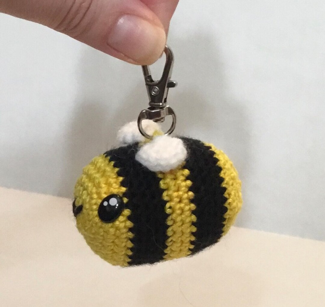 Bumblebee Keychain - Crochet - Etsy