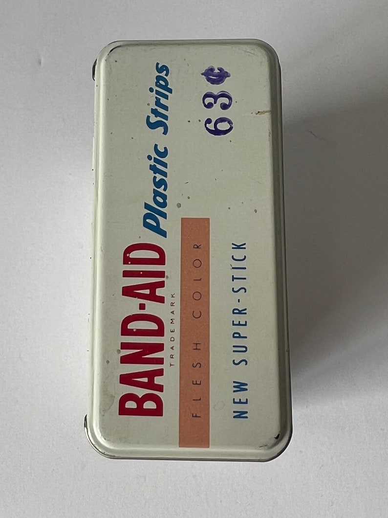 Vintage BAND-AID Plastic Strips Tin - Johnson & Johnson, 1950's - Etsy