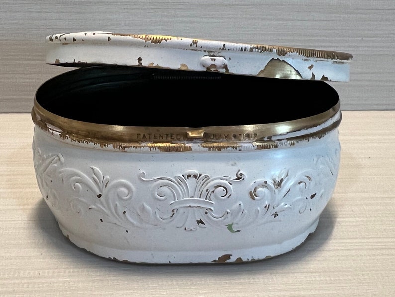 Antique Pozzoni Powder Box 1920s – White Embossed Copper Vanity Tin ...