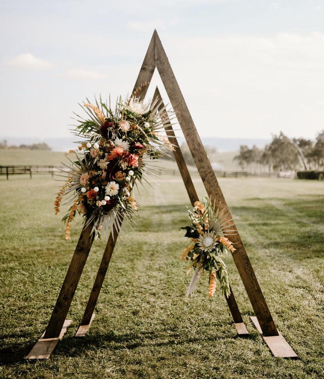 Triangle Wedding Arch Wooden Triangle Backdrop Wedding Backdrop ...