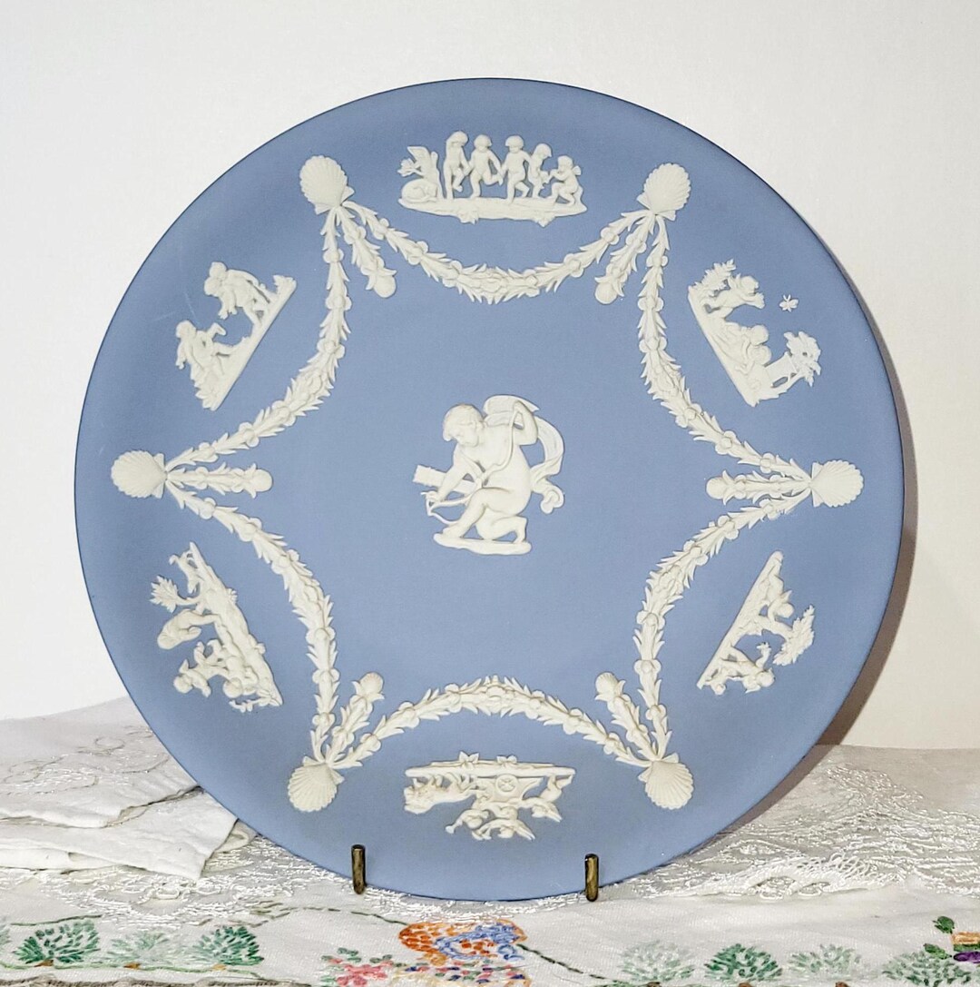 Wedgwood Vintage Blue Jasperware Plate, Cherubs & Cupid Bas-relief ...